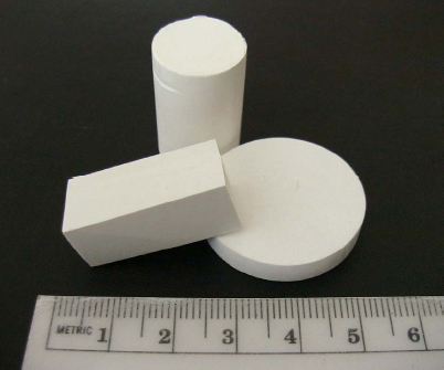 Mother of pearl mimic is toughest ever ceramic | New Scientist