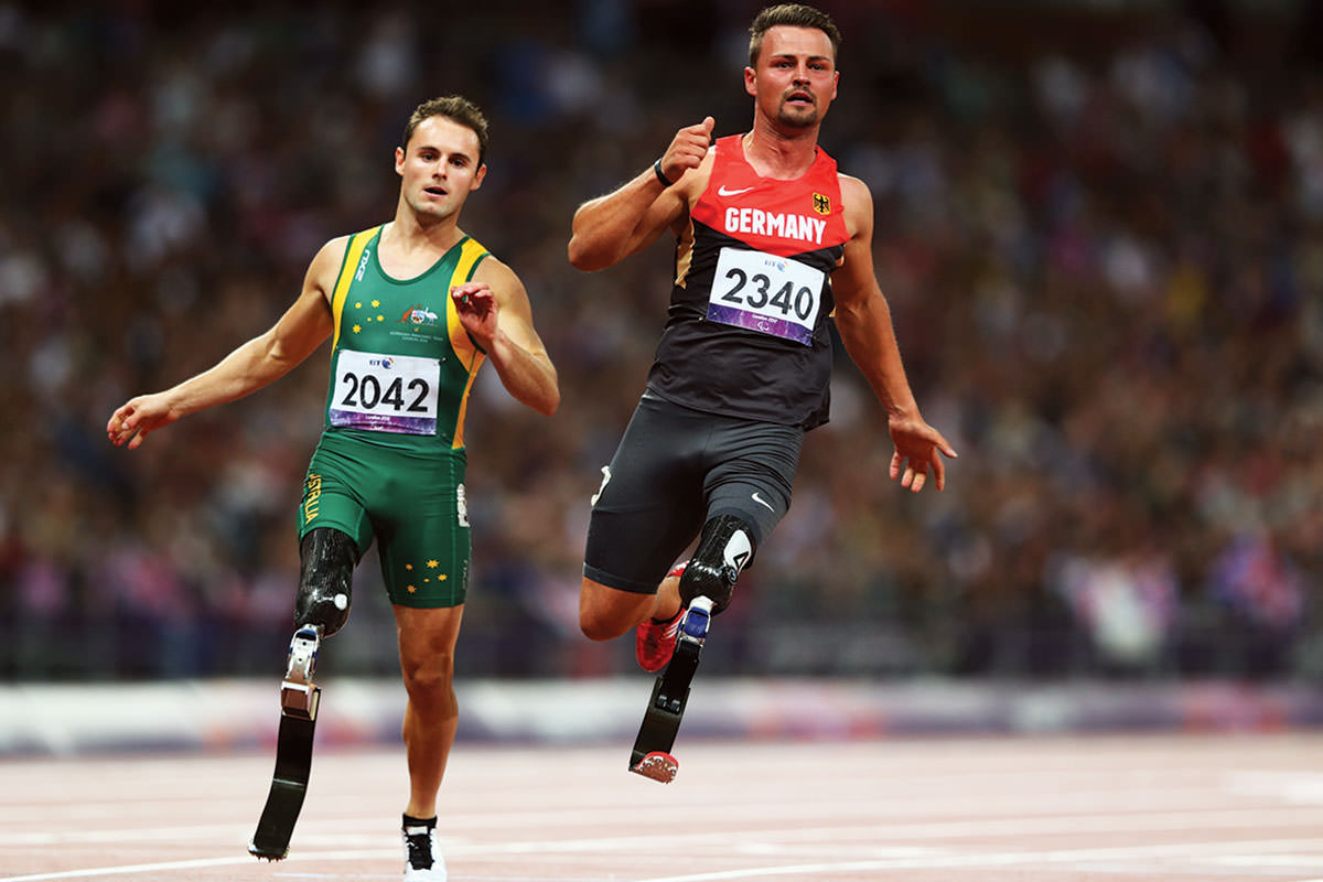 Right-leg prostheses give sprint para-athletes an edge on bends | New ...