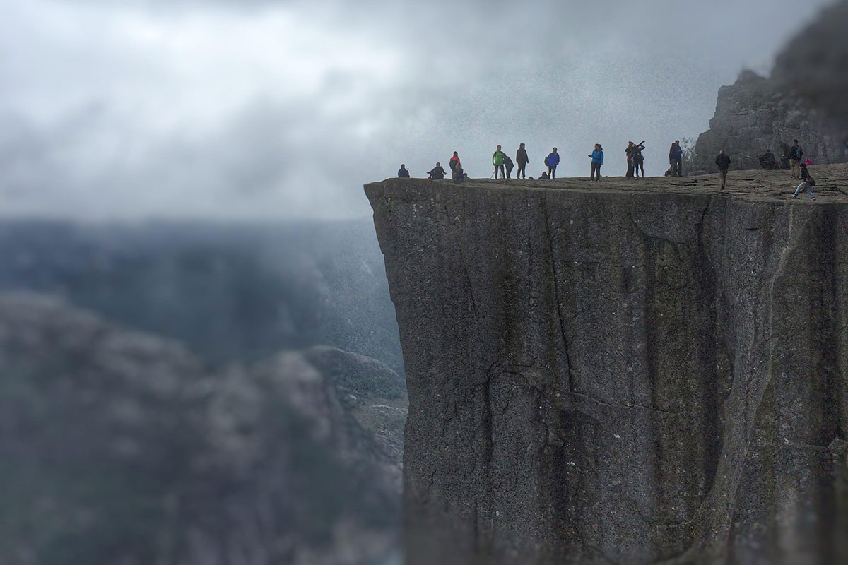 The world in 2076: The population bomb has imploded | New Scientist