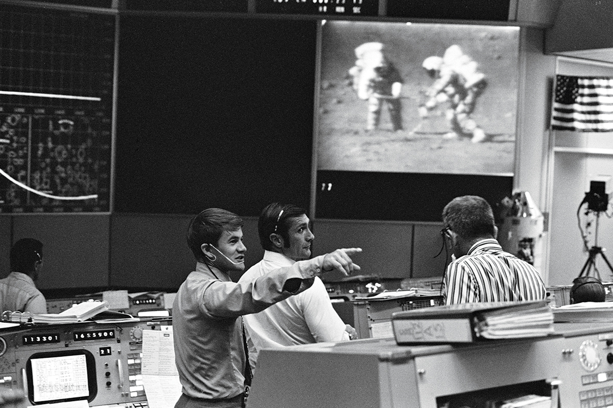 Go at throttle up: The secret world of NASA’s mission control | New ...