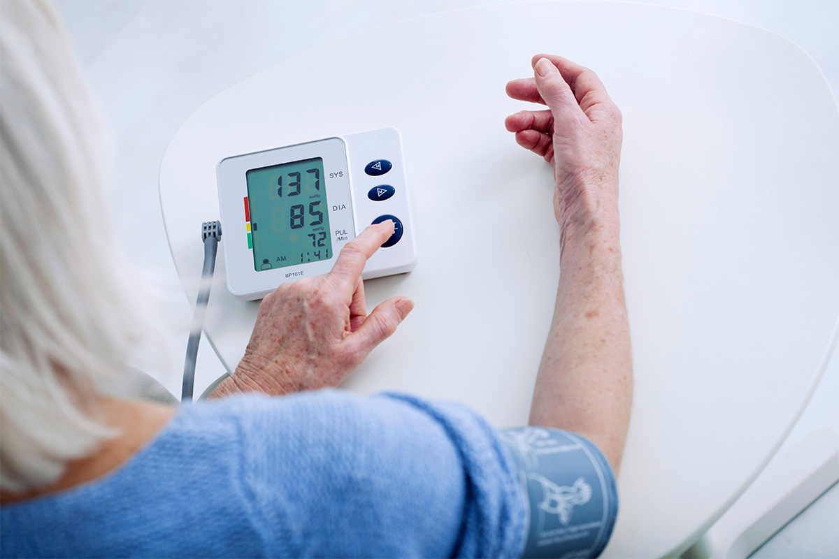 High Blood Pressure In Older People Linked To Alzheimer s Disease New